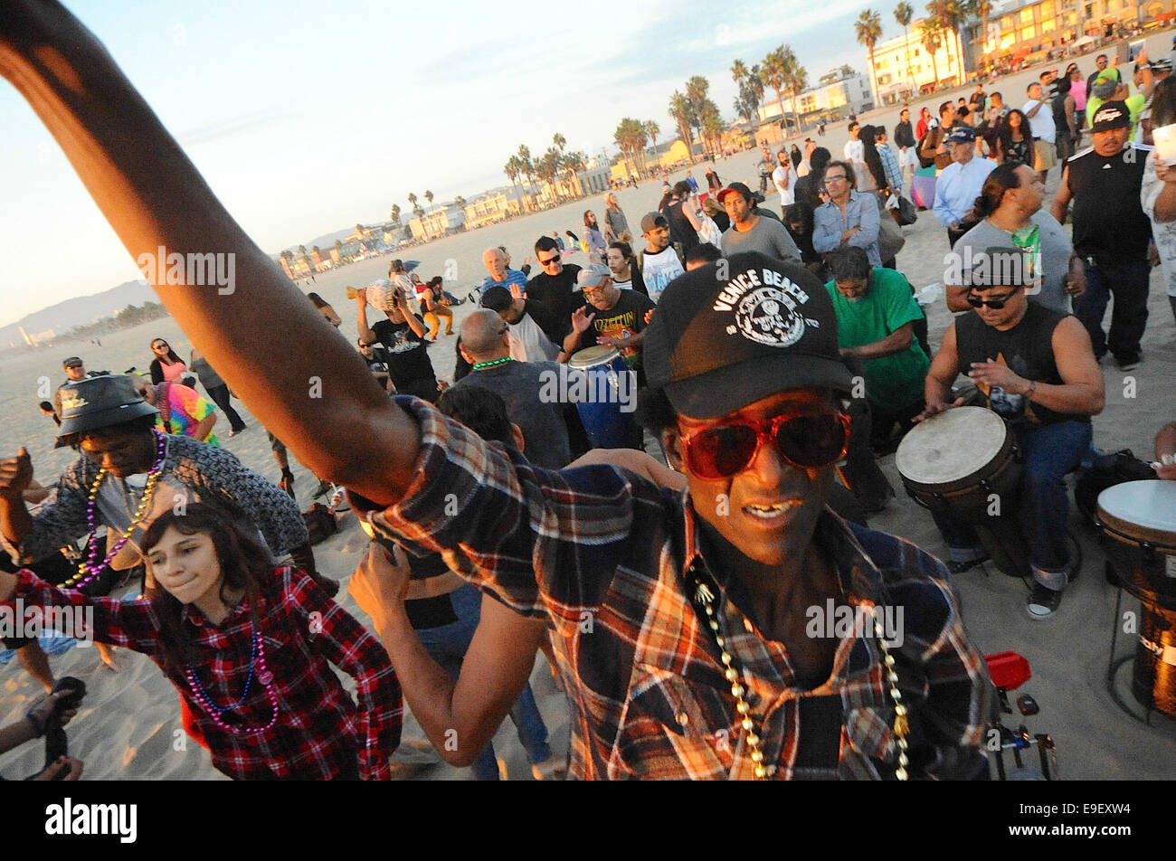 Los Angeles, USA. 27th Oct, 2014. A community composed of some of ...