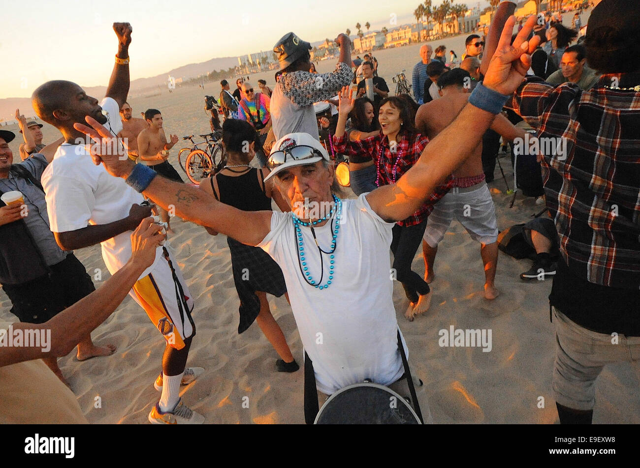 Los Angeles, USA. 27th Oct, 2014. A community composed of some of ...