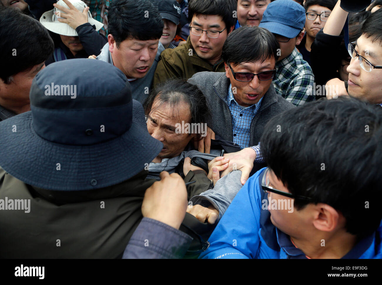 North korean defectors hi-res stock photography and images - Alamy