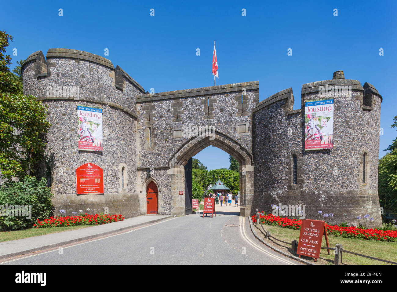 England, West Sussex, Arundel, Arundel Castle, Main Gate Stock Photo ...