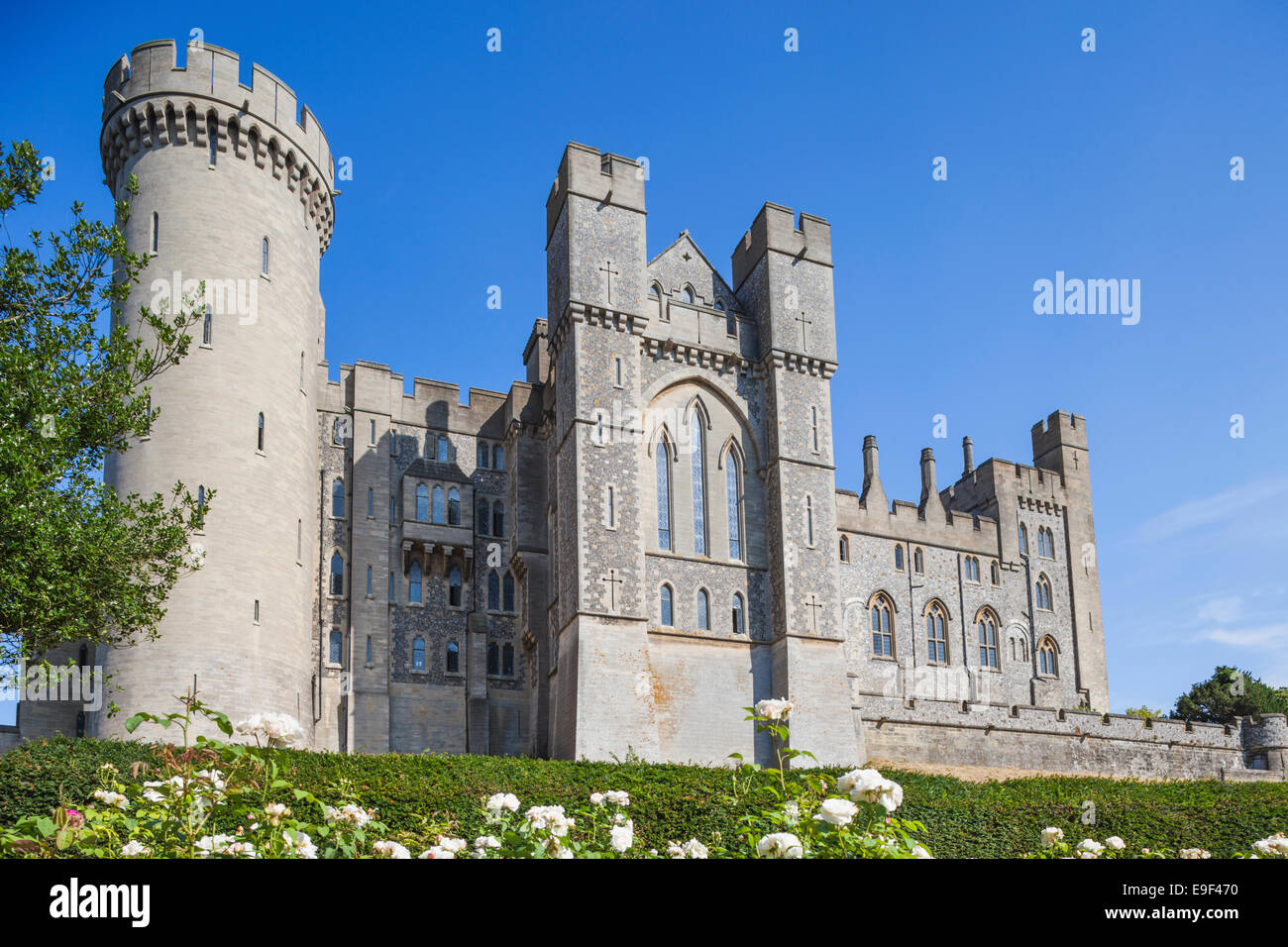 Medieval castle england west sussex hi-res stock photography and images ...
