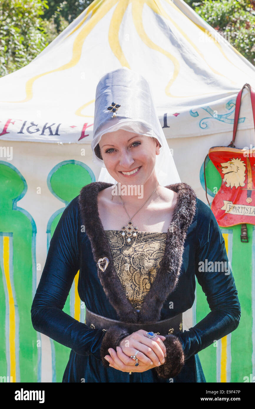 England, West Sussex, Arundel, Arundel Castle, Woman in Medieval ...