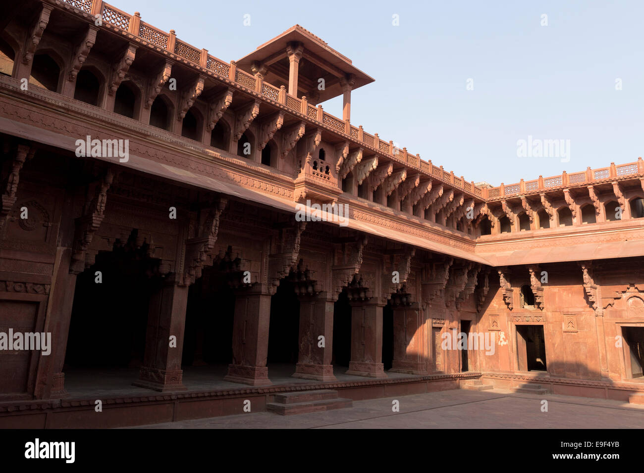 Red sandstone fort hi-res stock photography and images - Alamy