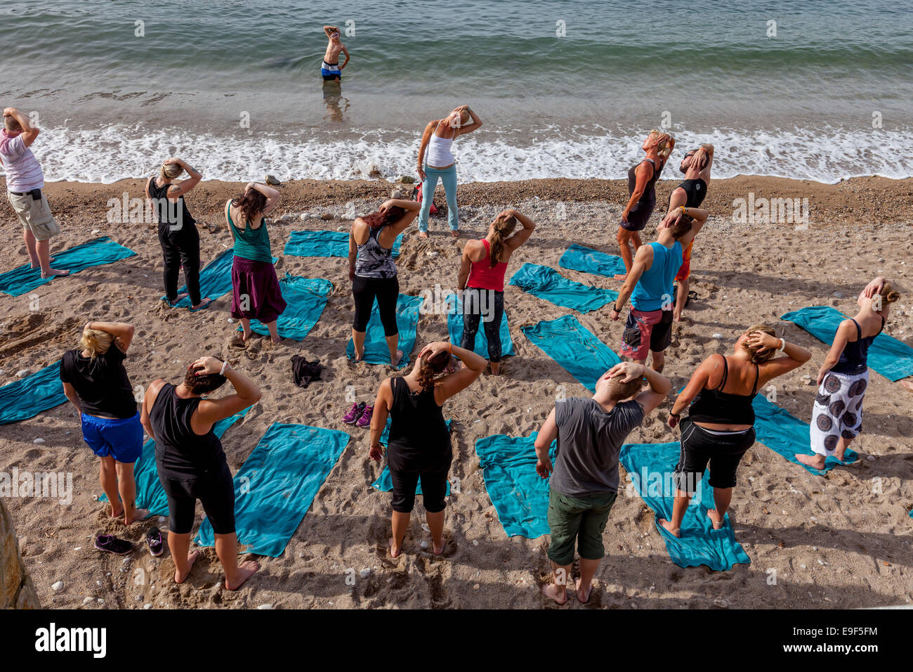 Group exercise beach spain hi-res stock photography and images - Alamy