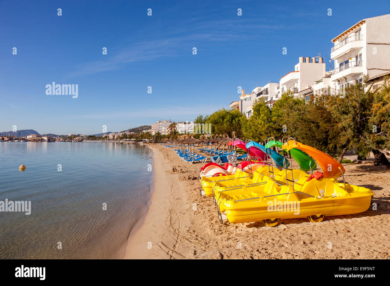 Beach, Puerto de Pollensa, Mallorca - Spain Stock Photo - Alamy