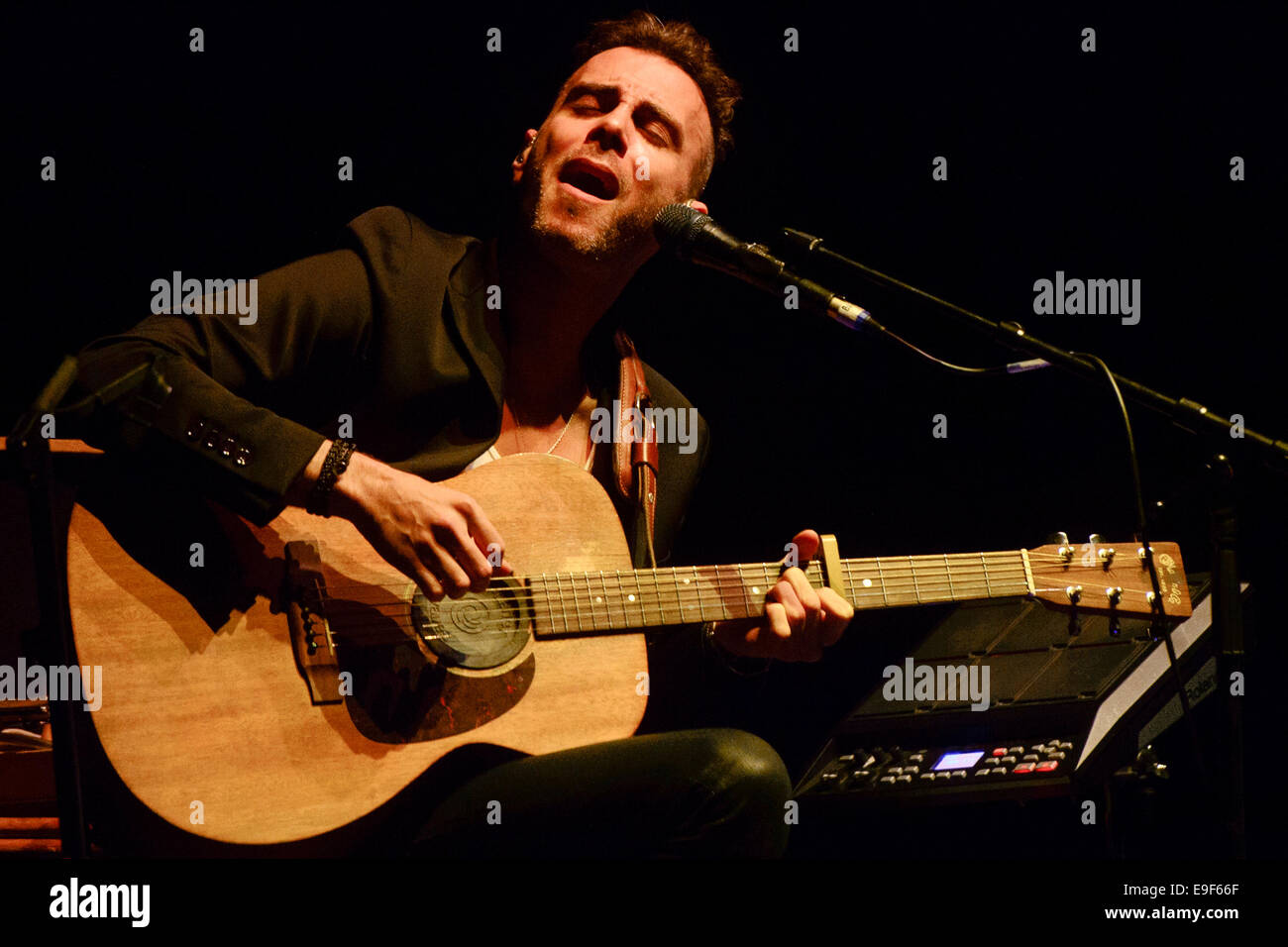 Asaf avidan hi-res stock photography and images - Alamy