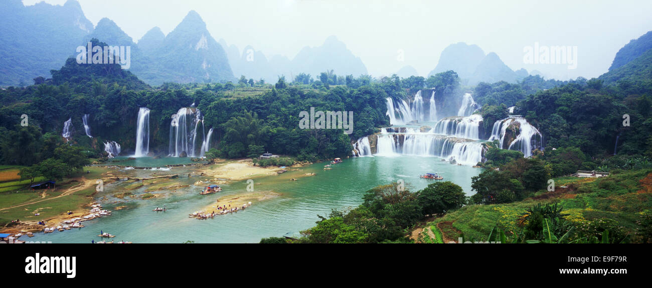 Guangxi Detian Waterfall Stock Photo - Alamy