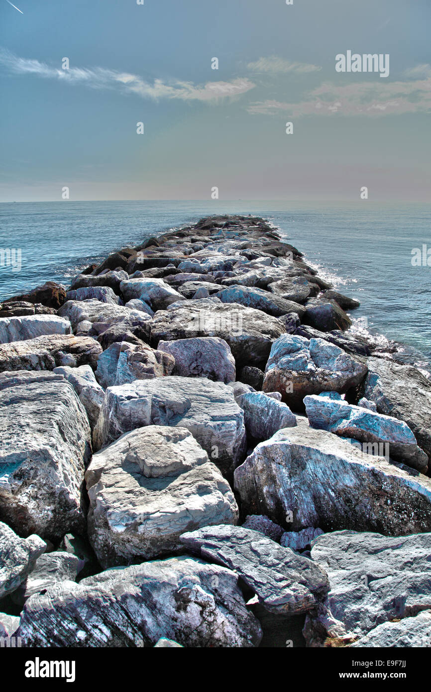 Breakwater stone water hi-res stock photography and images - Alamy