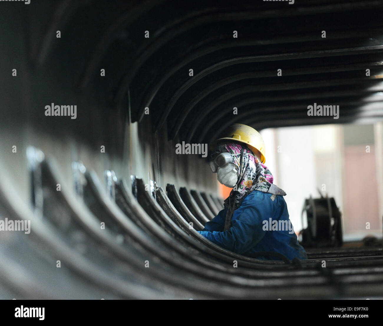 Shipbuilding factory hi-res stock photography and images - Alamy