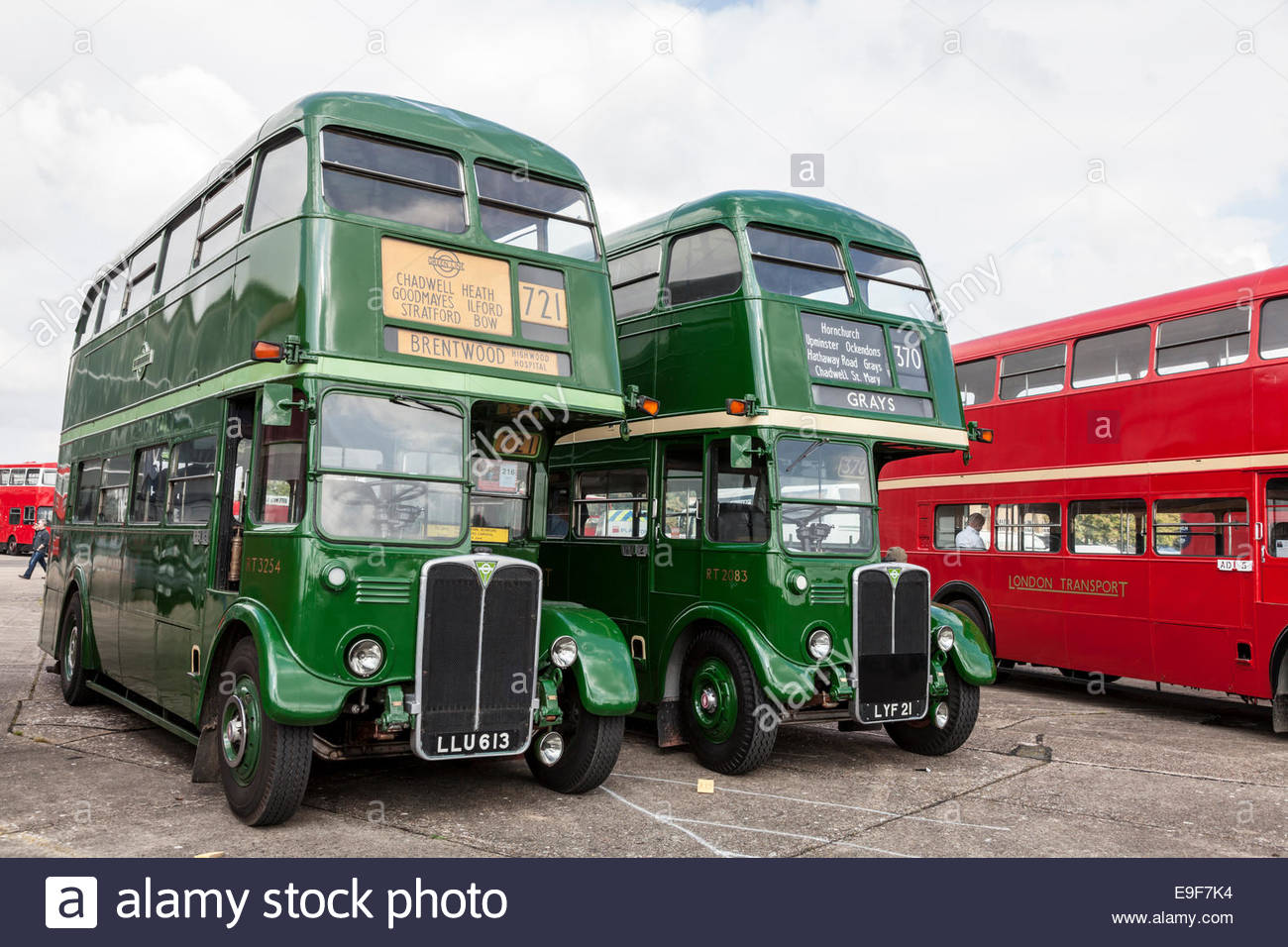 Green Line Routemaster Bus High Resolution Stock Photography and Images ...