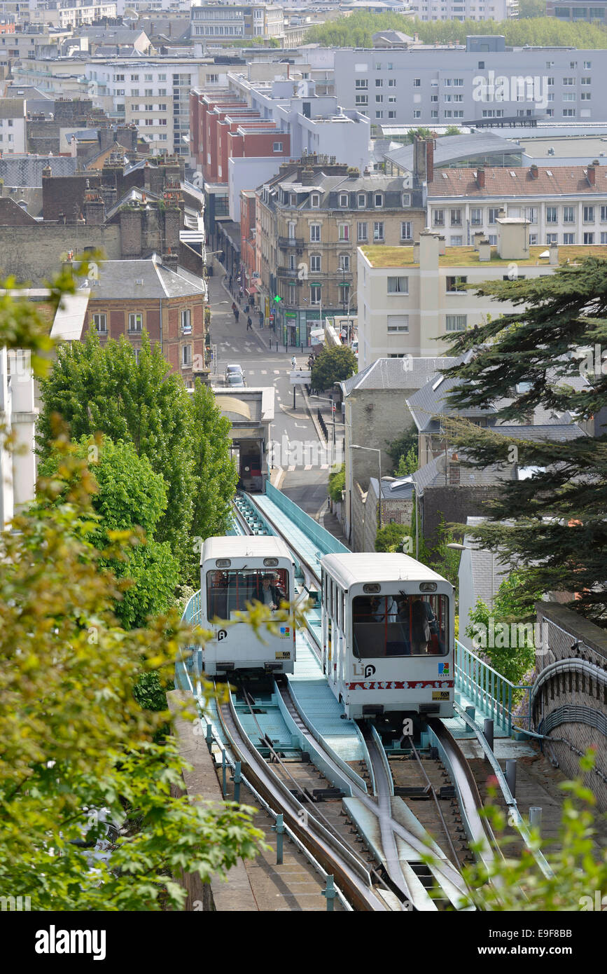 Cable car on funicular railway hi-res stock photography and images - Alamy