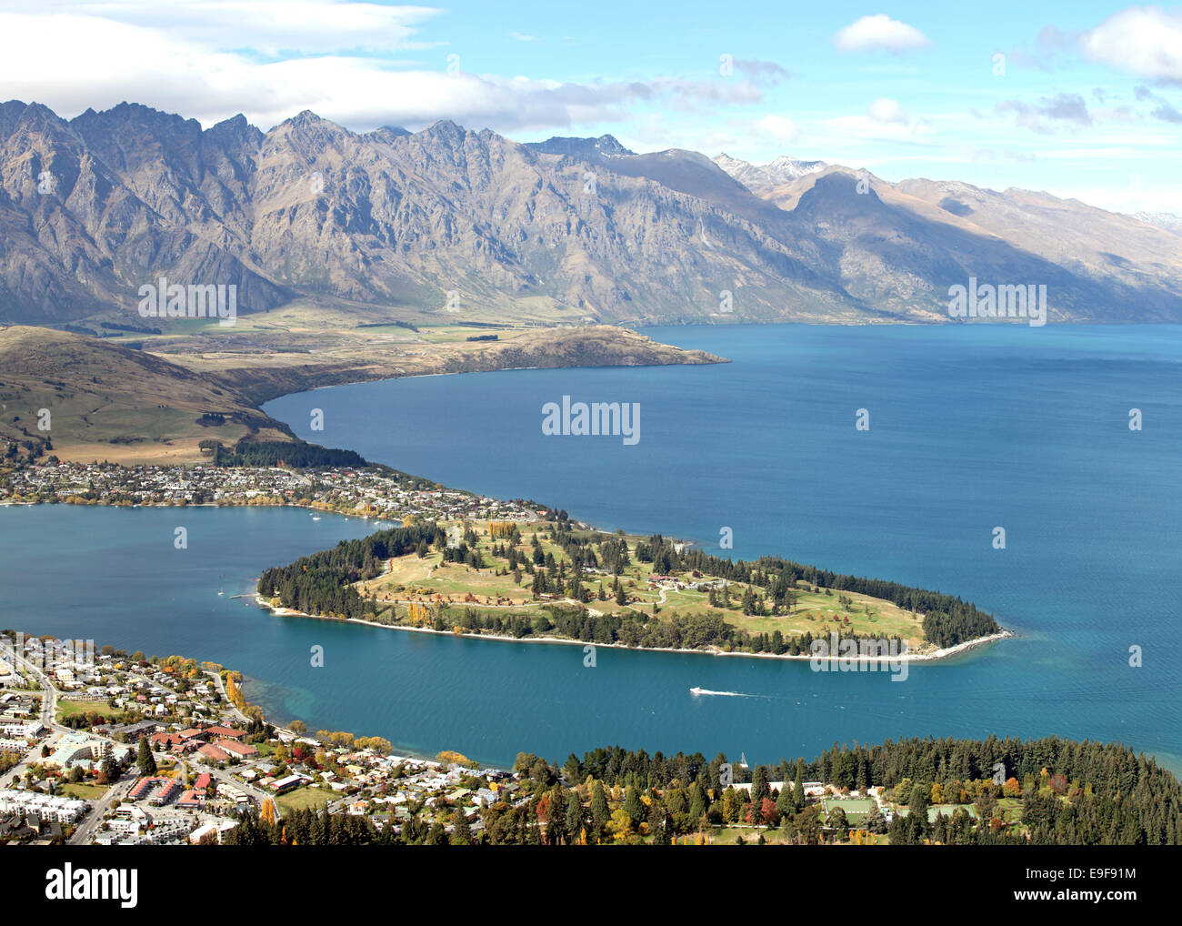 Lake Queenstown New Zealand Stock Photo - Alamy