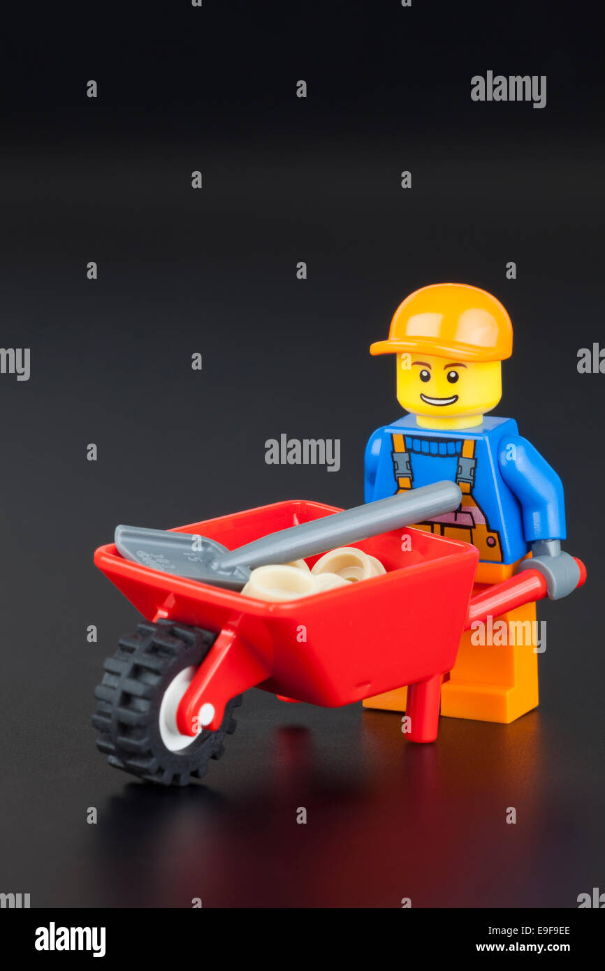 Plastic wheelbarrow toy hi-res stock photography and images - Alamy