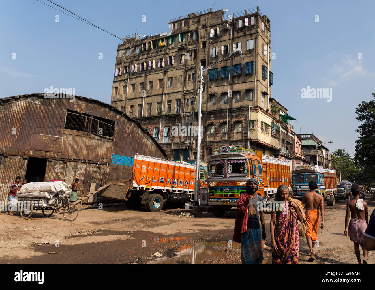 India suburbs hi-res stock photography and images - Alamy