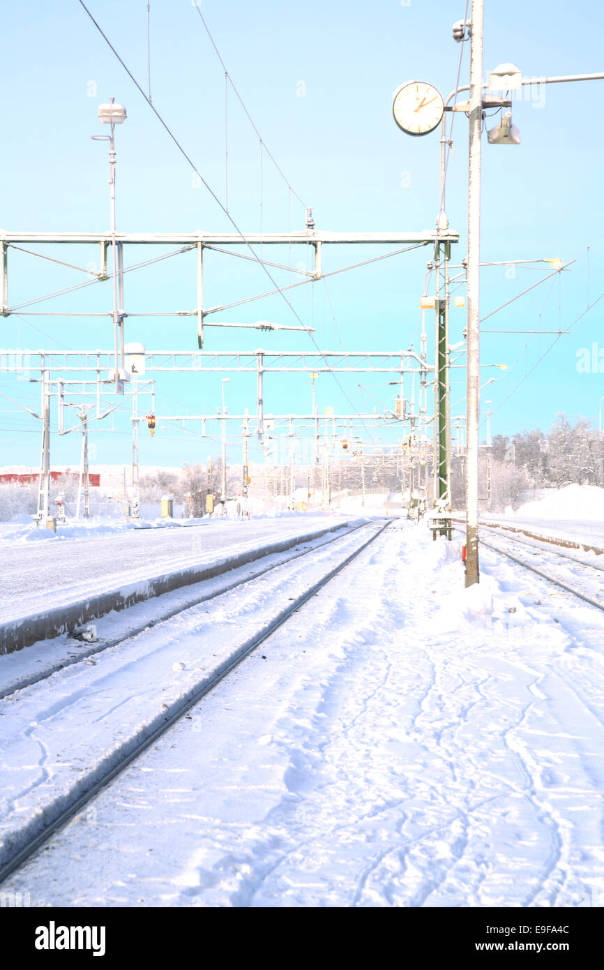 Winter and railroad hi-res stock photography and images - Alamy