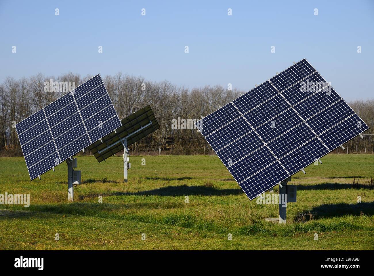 Rotating panels hi-res stock photography and images - Alamy