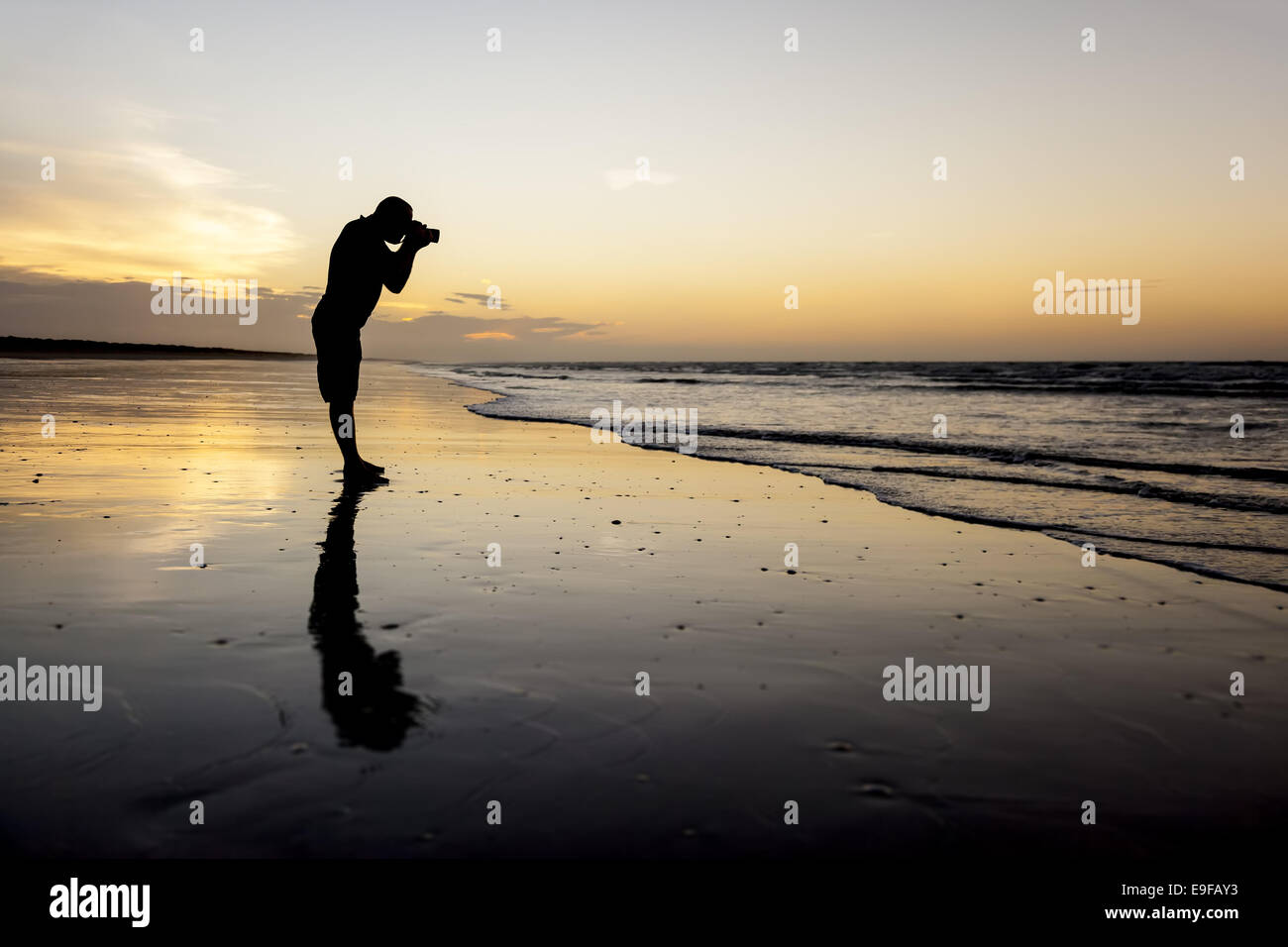 Digital beach photograph hi-res stock photography and images - Alamy