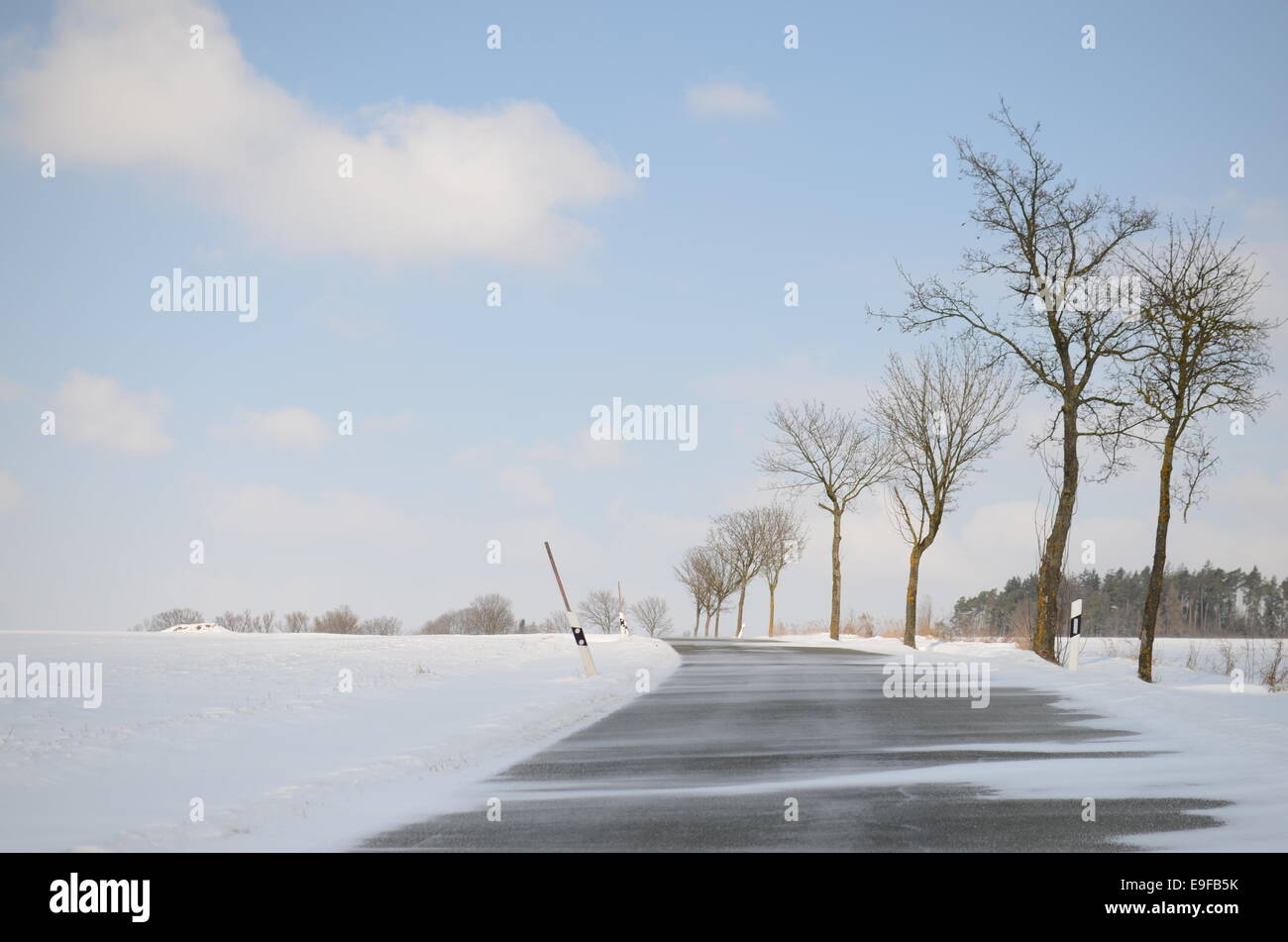 Snowdrift landscape hi-res stock photography and images - Alamy