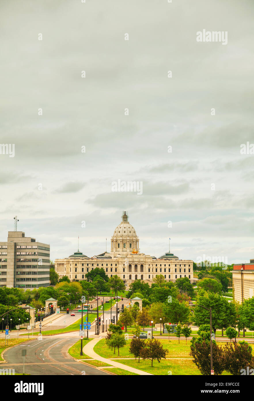 Minnesota capitol building in St. Paul, MN Stock Photo - Alamy