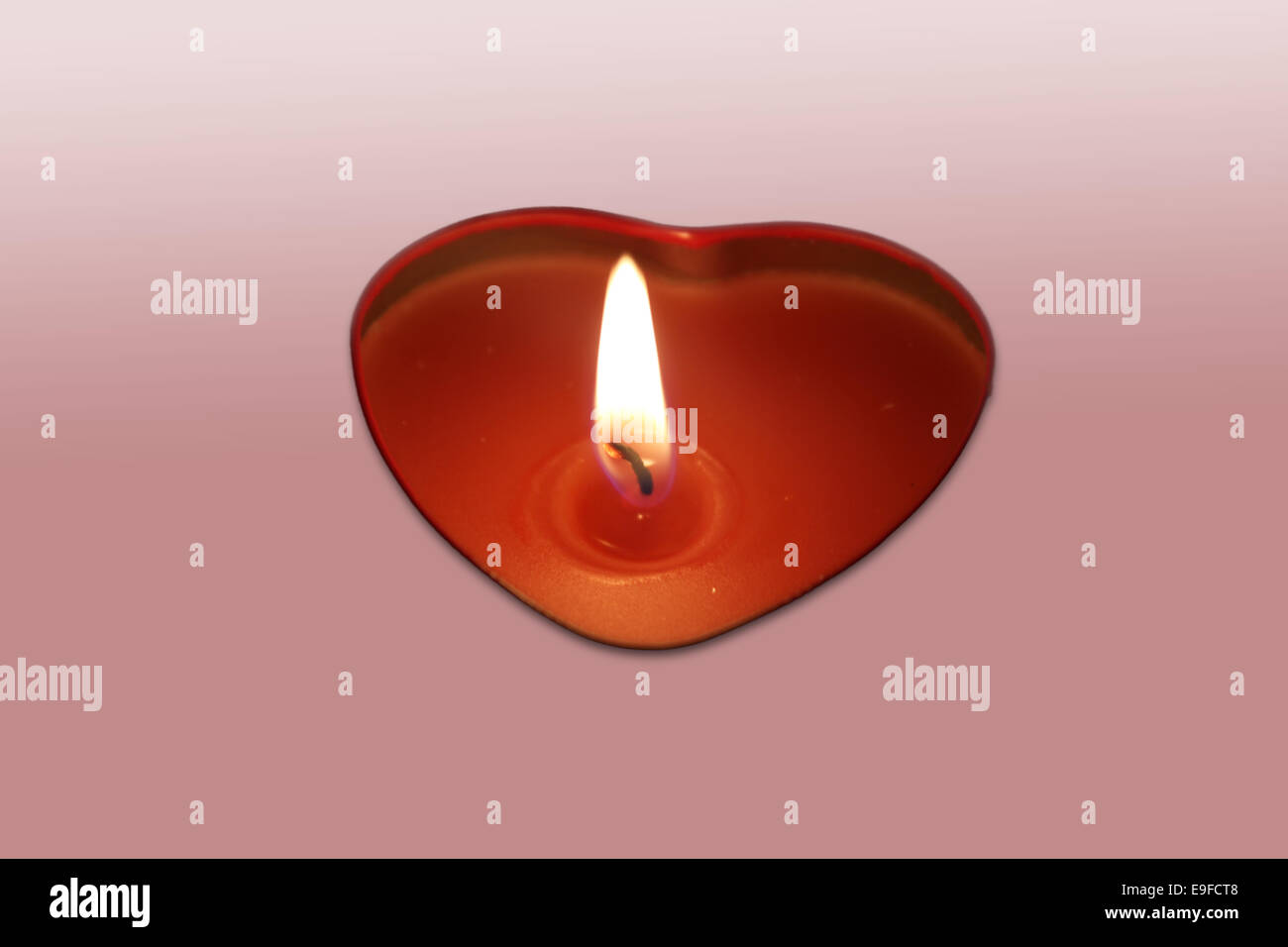 Flame heart hi-res stock photography and images - Alamy