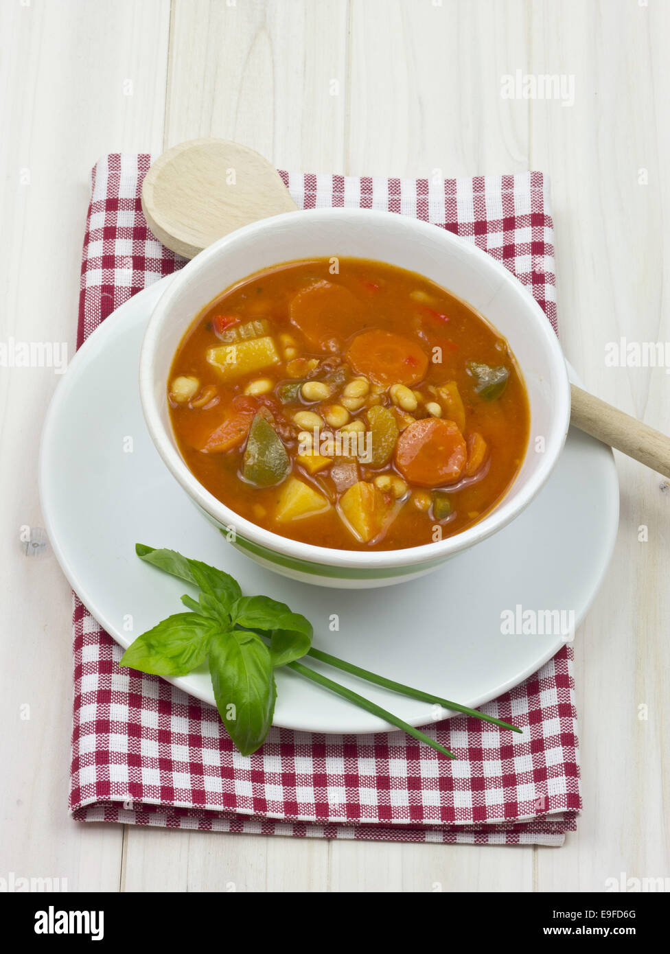 Tomatencrem hi-res stock photography and images - Alamy