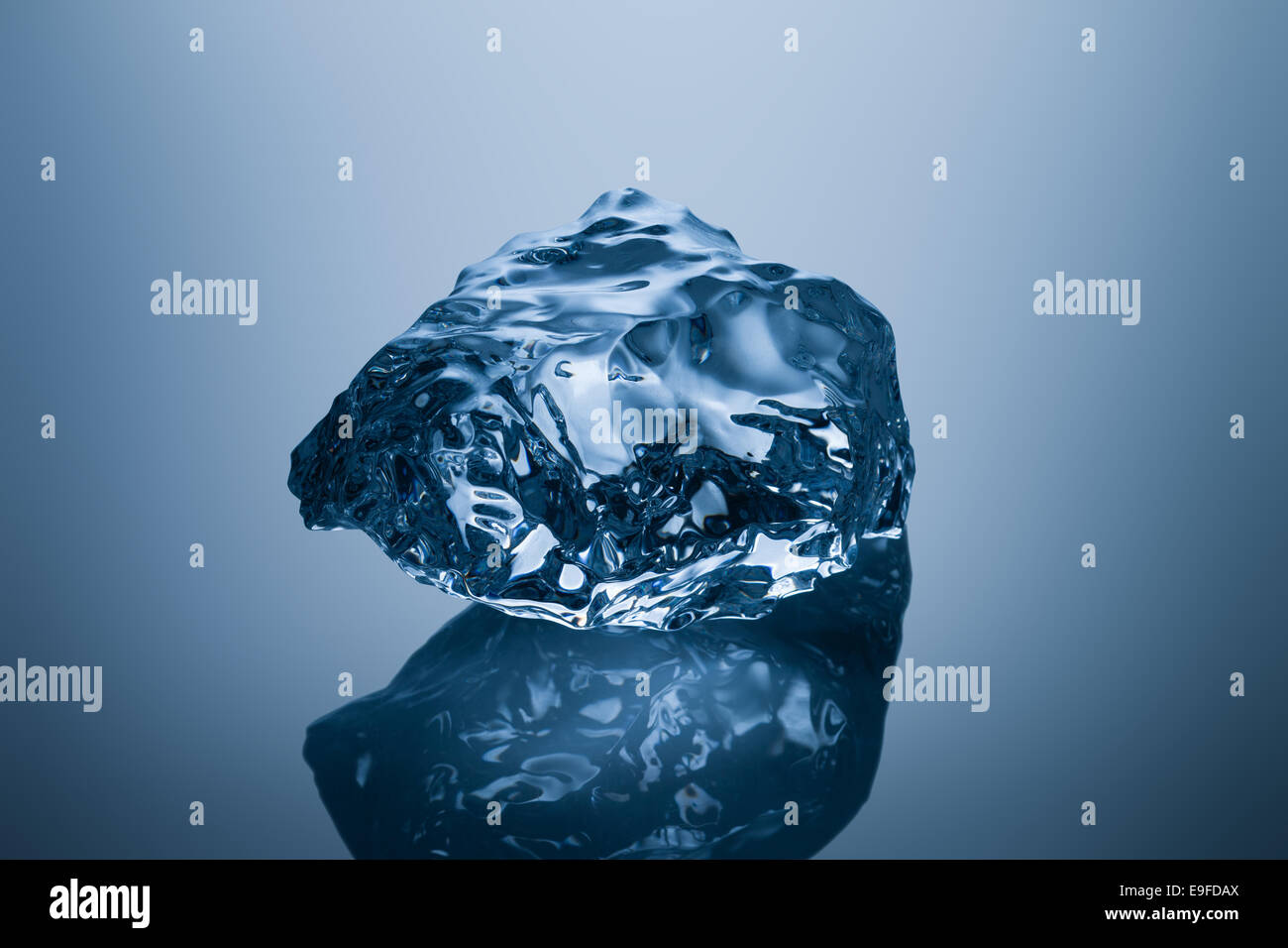 Cold beauty hi-res stock photography and images - Alamy