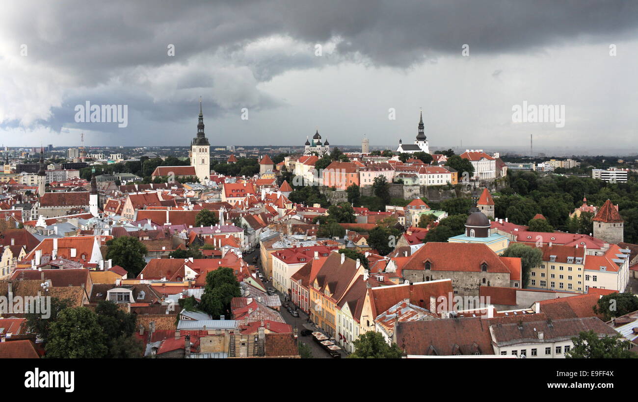 Medieval tallinn hi-res stock photography and images - Alamy