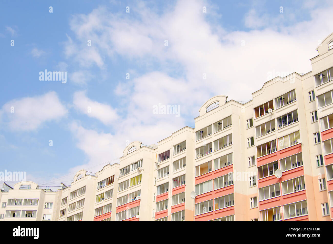 Tall Apartments Building Stock Photo - Alamy