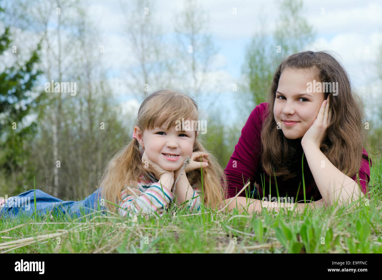 Beautiful girls portrait sky hi-res stock photography and images - Alamy