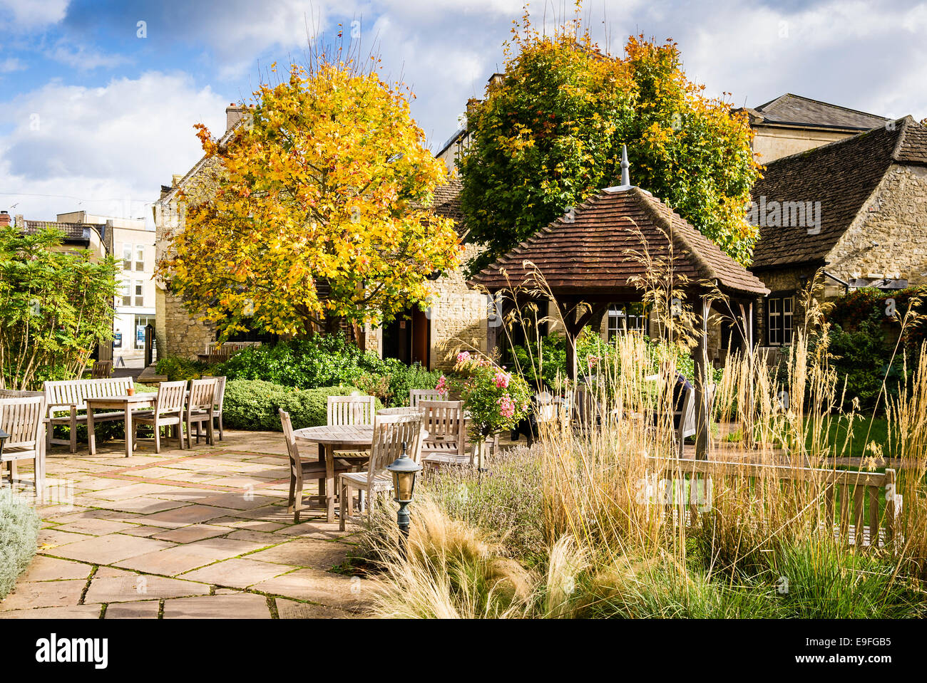 Angel Hotel garden in Chippenham Wilts UK Stock Photo - Alamy