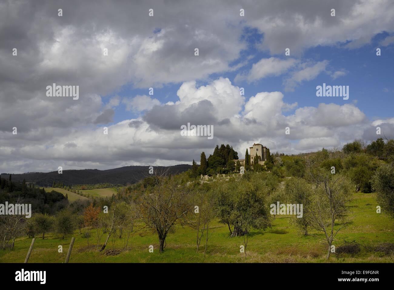 Tuscan farmhouse (Podere Stock Photo - Alamy