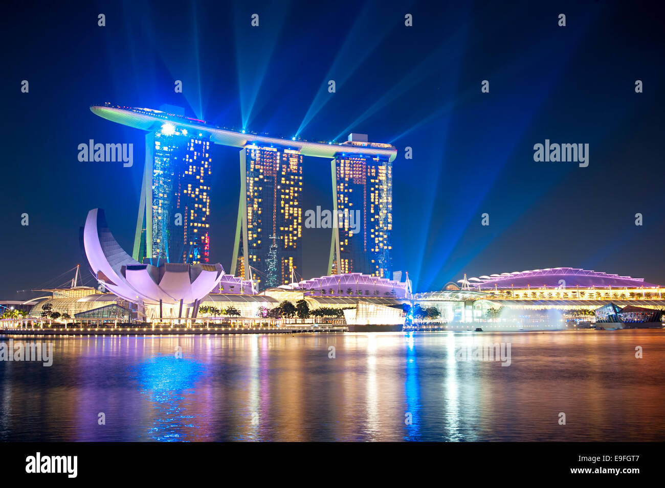 Marina Bay Sands at night Stock Photo - Alamy