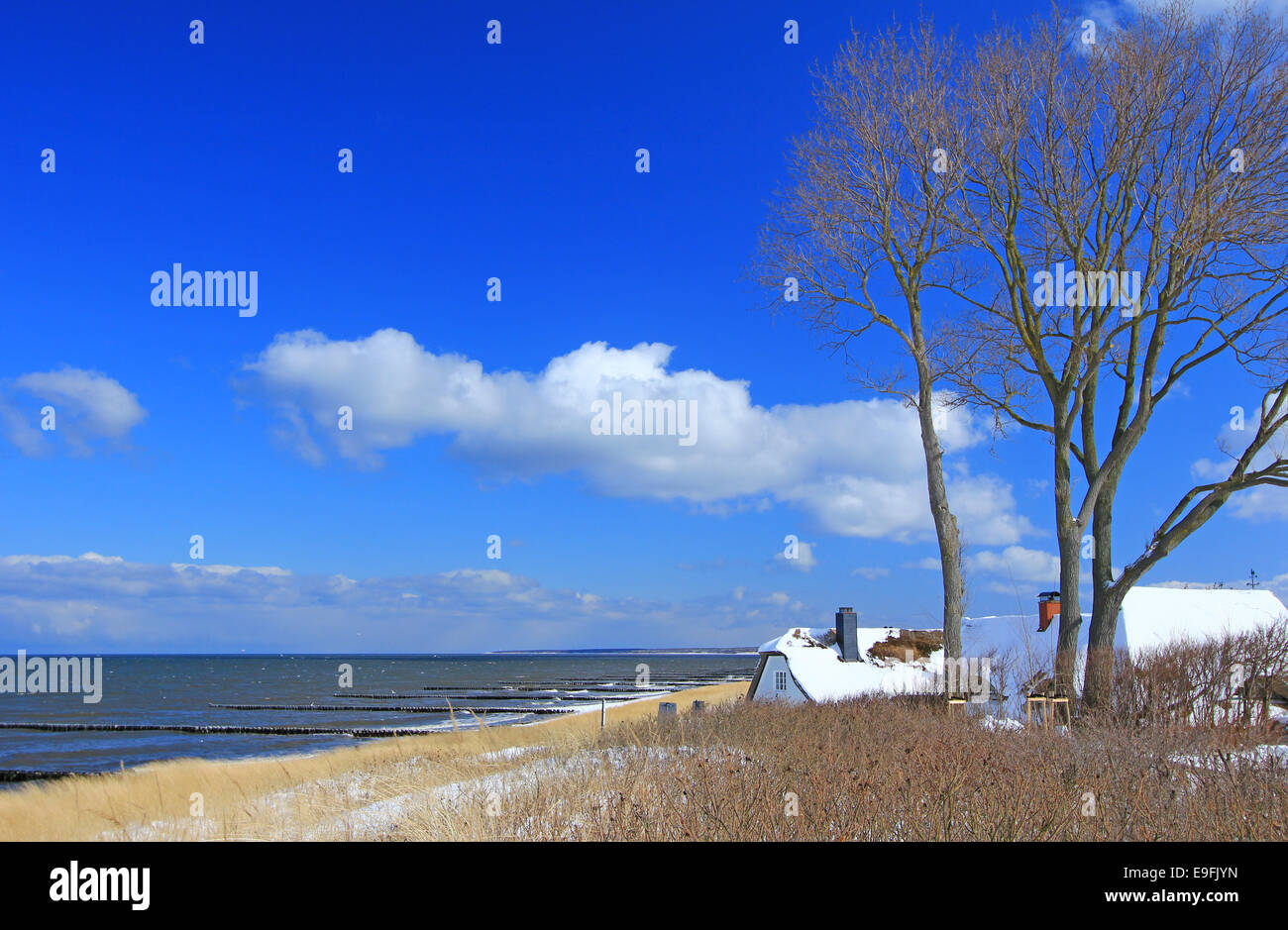 Baltic sea beach winter hi-res stock photography and images - Alamy