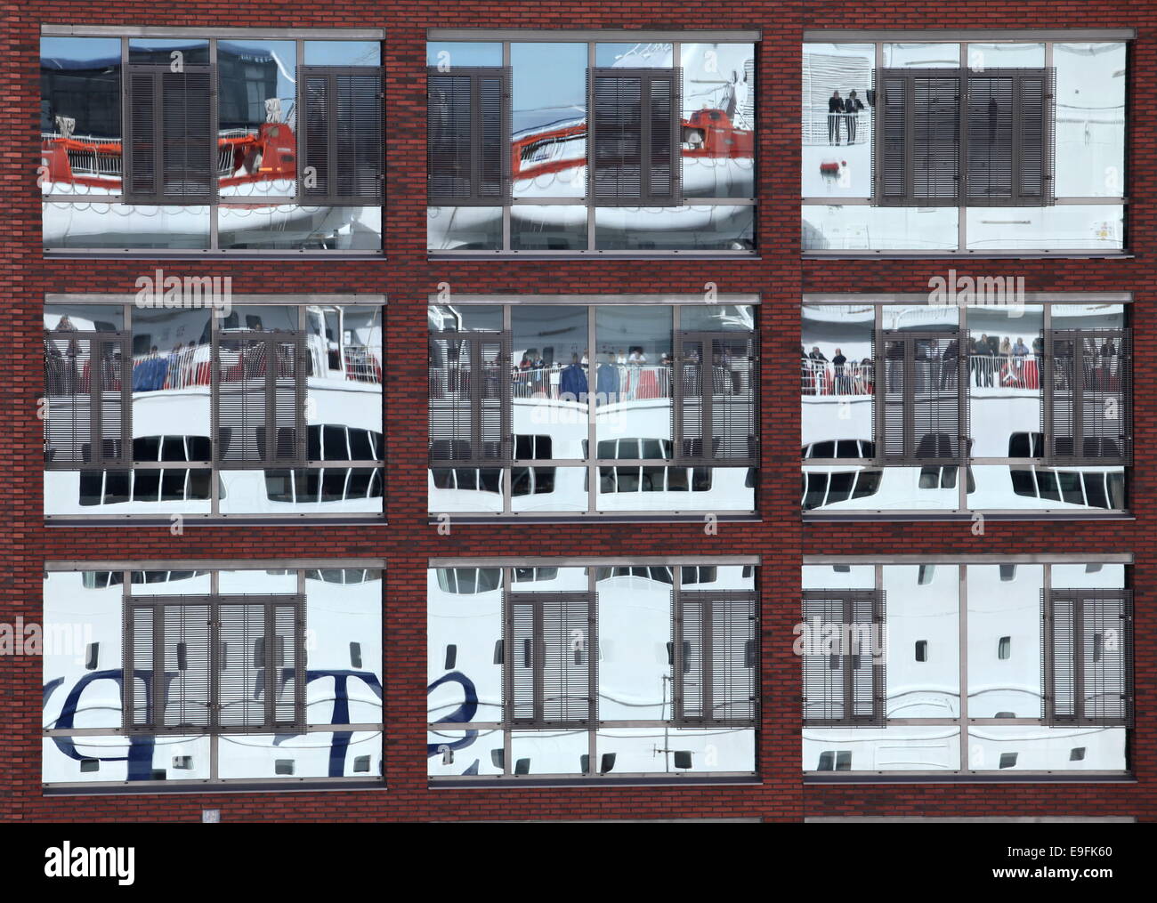 Reflection windows hi-res stock photography and images - Alamy
