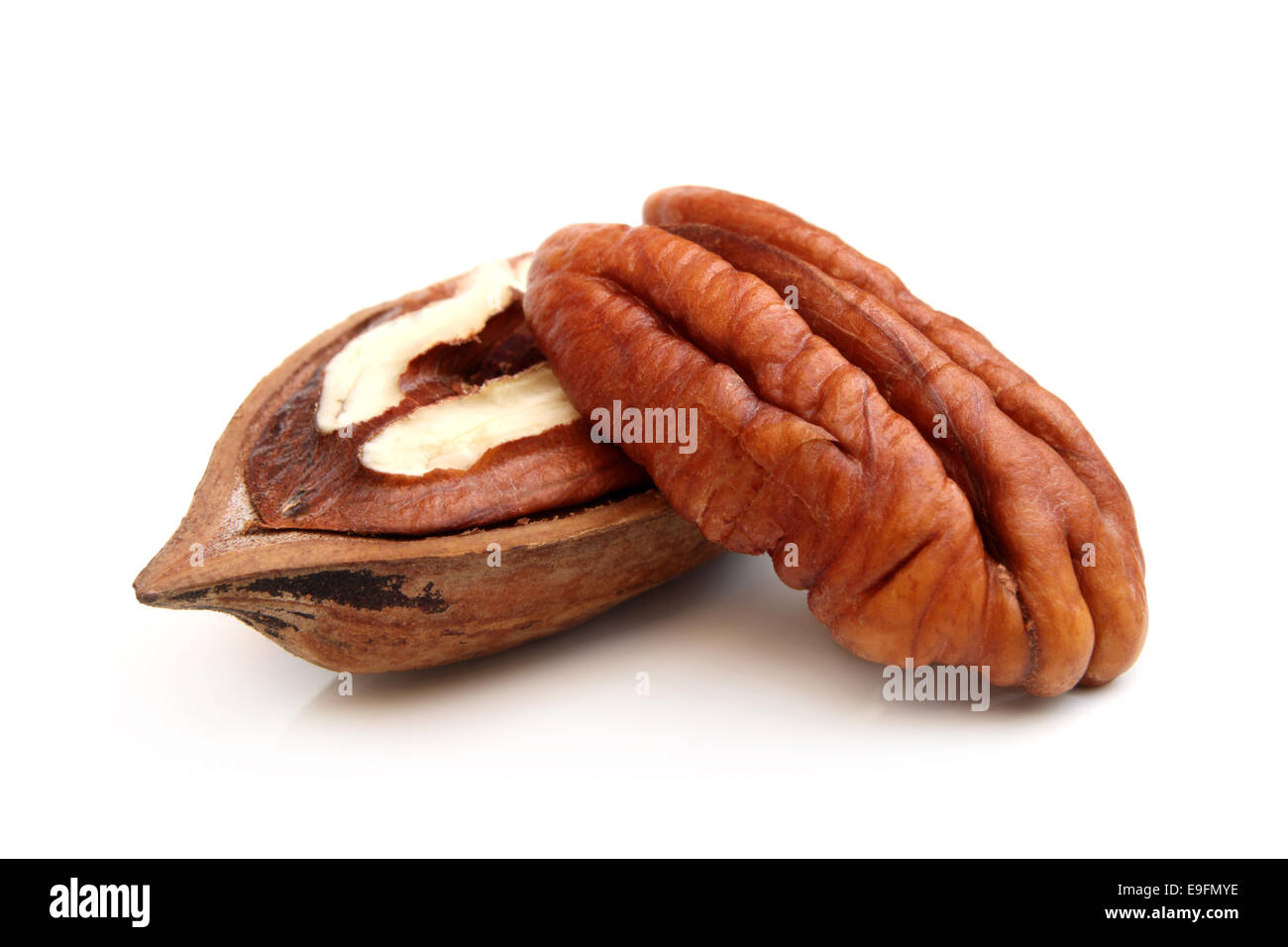 Pecan nut shell open hi-res stock photography and images - Alamy