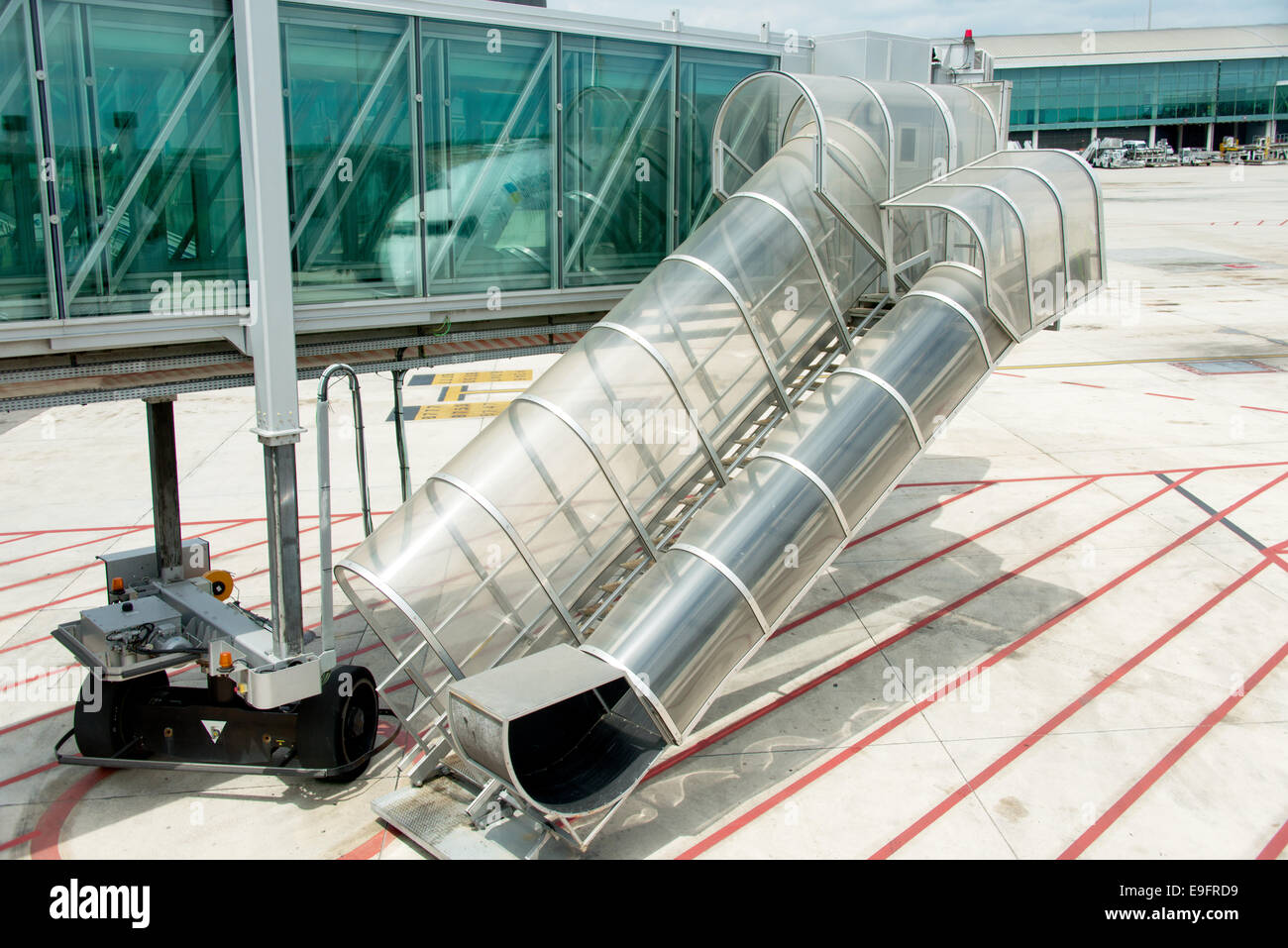 Vehicle trap hi-res stock photography and images - Alamy