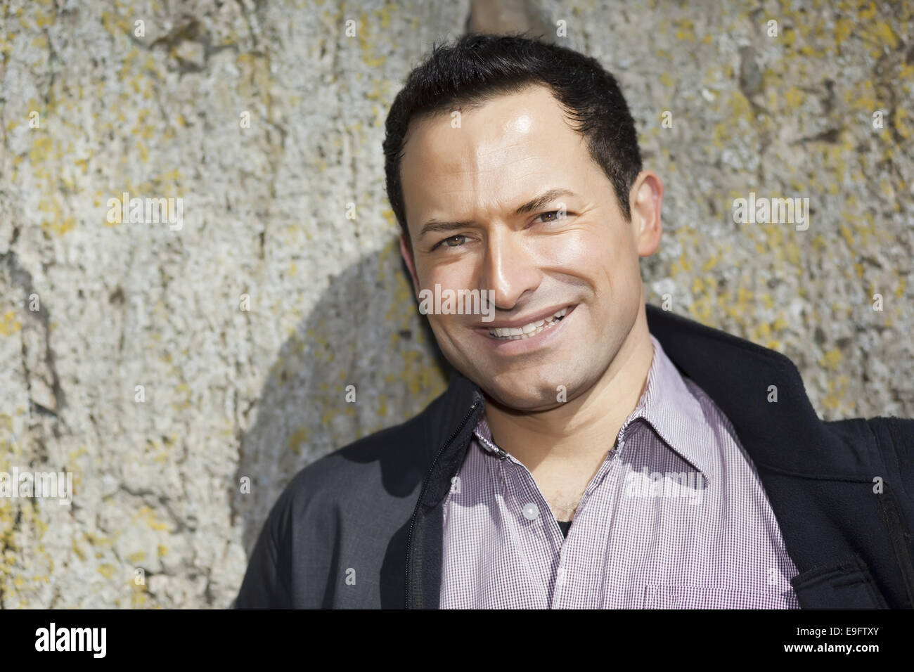 Male outdoor tourism hi-res stock photography and images - Alamy