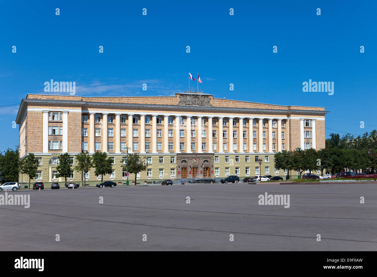 Victory square soviet hi-res stock photography and images - Alamy
