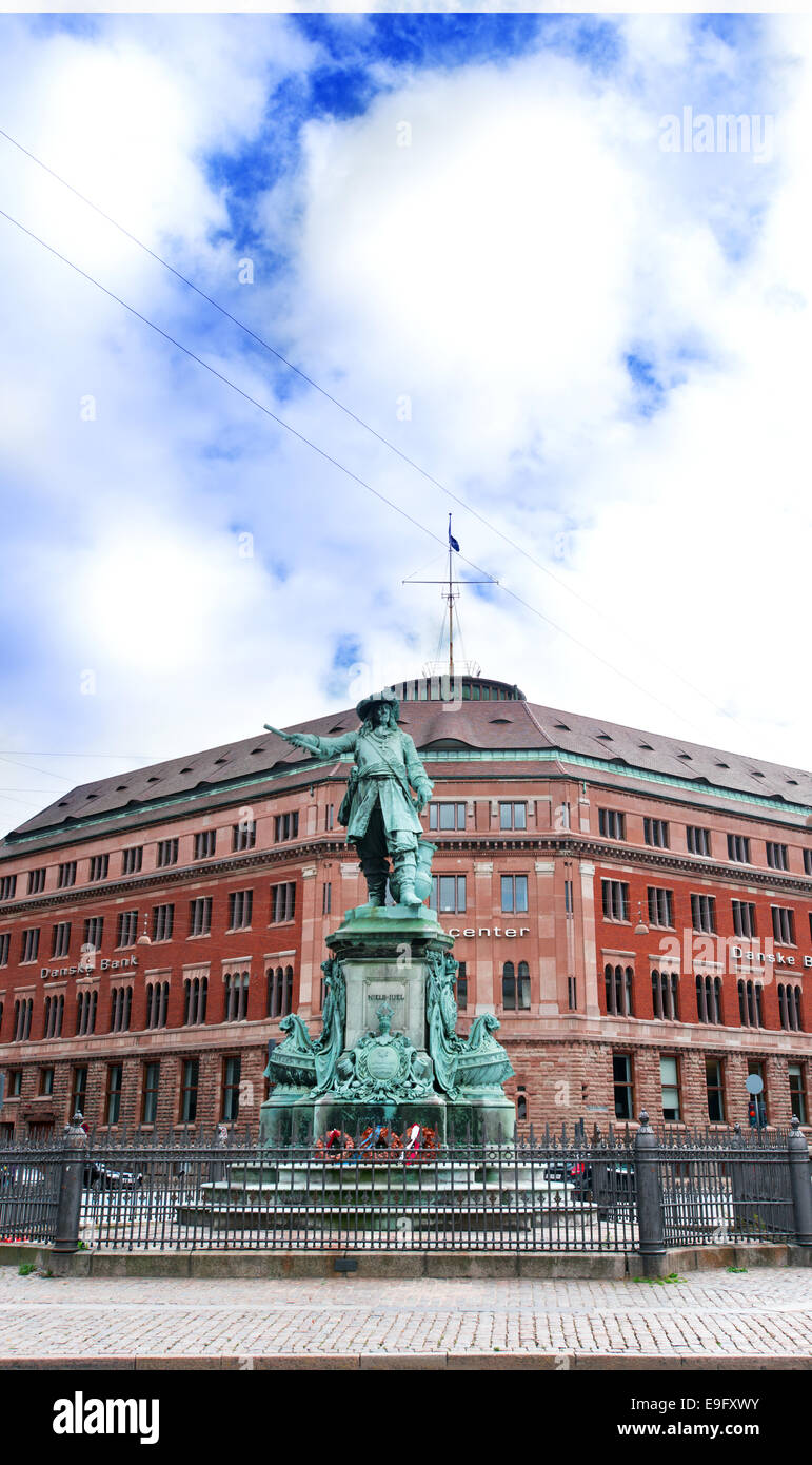 Statue of admiral Niels Juel in Copenhagen Stock Photo - Alamy