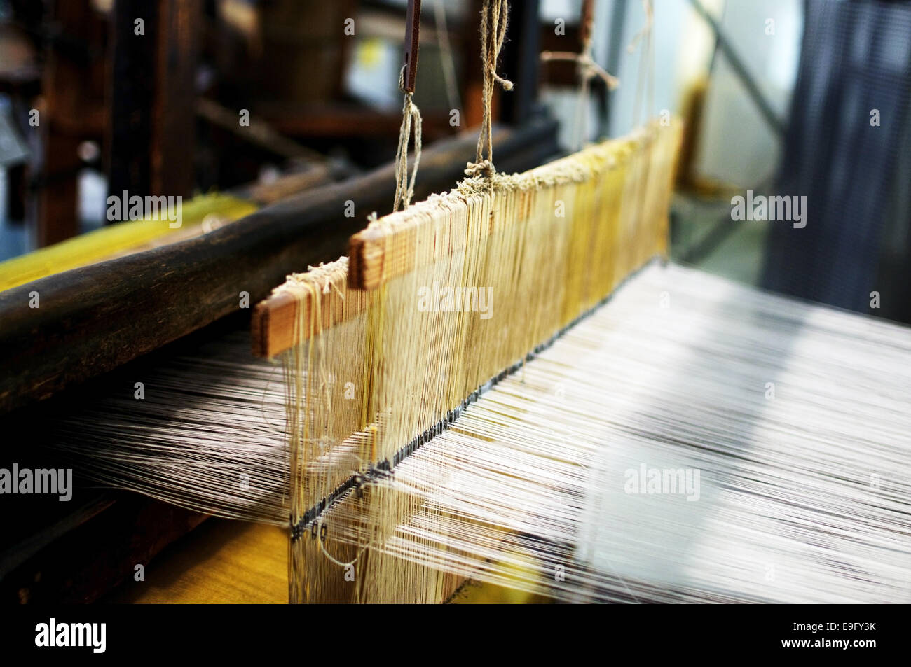 Weaving loom europe hi-res stock photography and images - Alamy