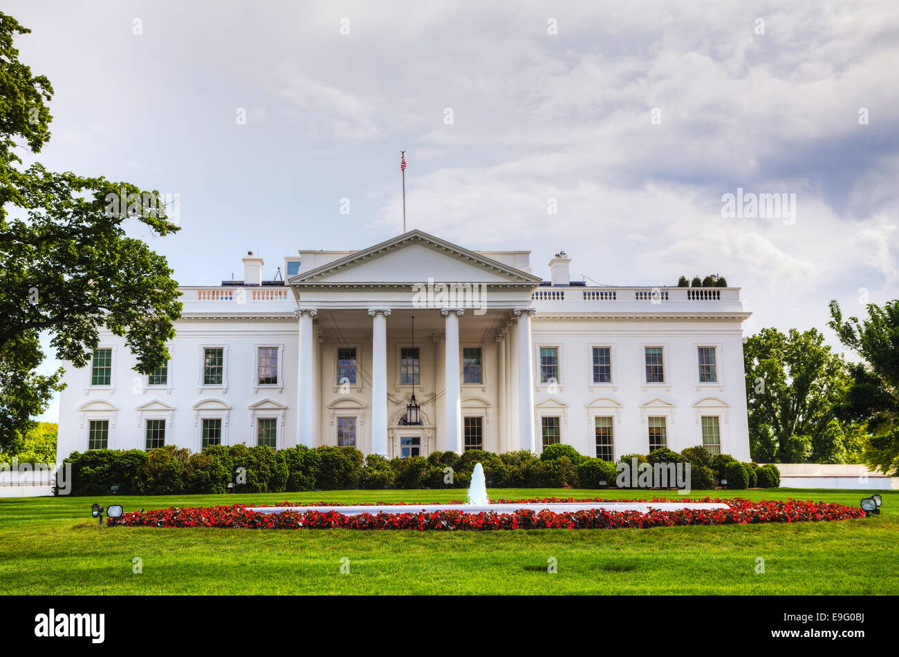The White House building in Washington, DC Stock Photo - Alamy