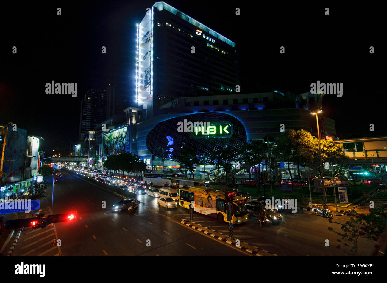 A view of the MBK Shopping Mall in Bangkok, Thailand Stock Photo - Alamy