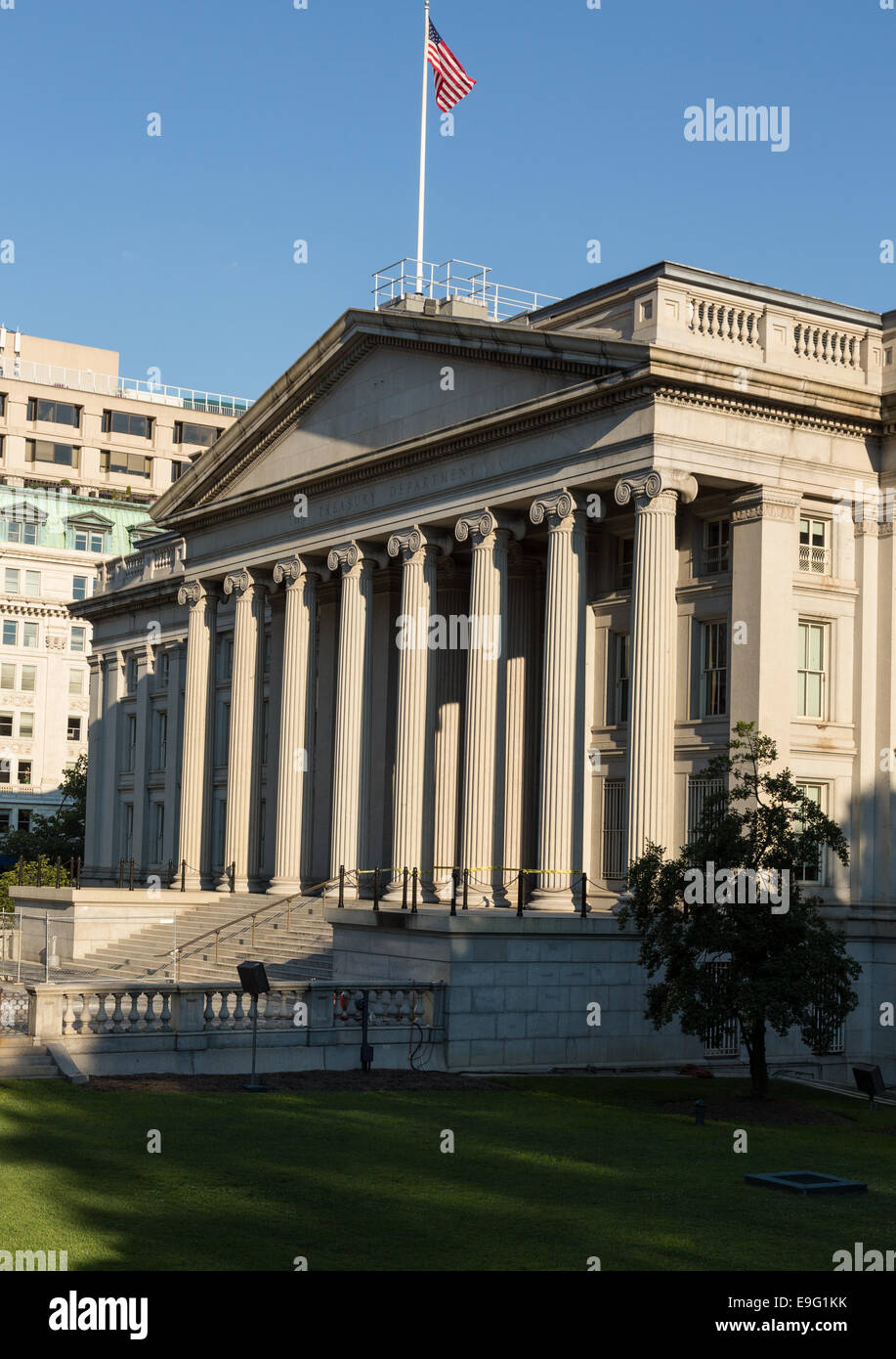 Treasury Building Washington DC Stock Photo - Alamy