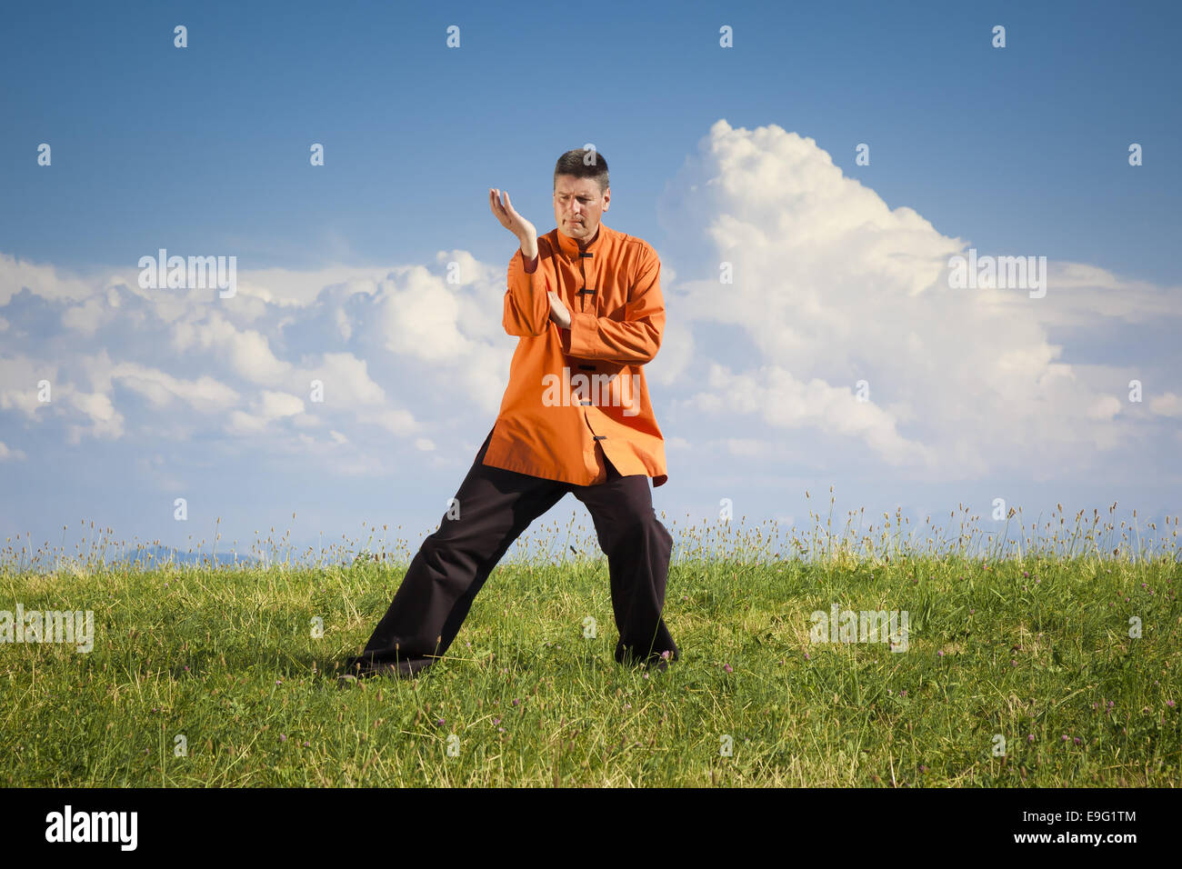O qi gong hi-res stock photography and images - Alamy