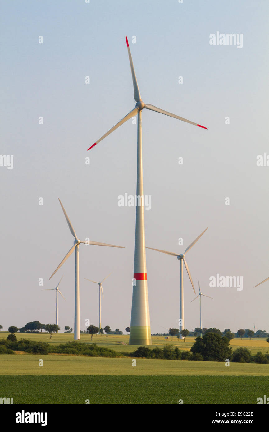 Propeller turbine engines hi-res stock photography and images - Alamy