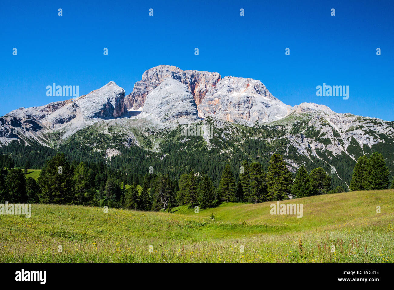 Hohe berge hi-res stock photography and images - Alamy