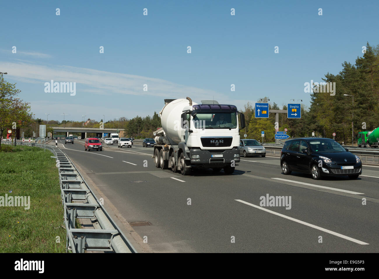 Concrete mixer trucks hi-res stock photography and images - Alamy