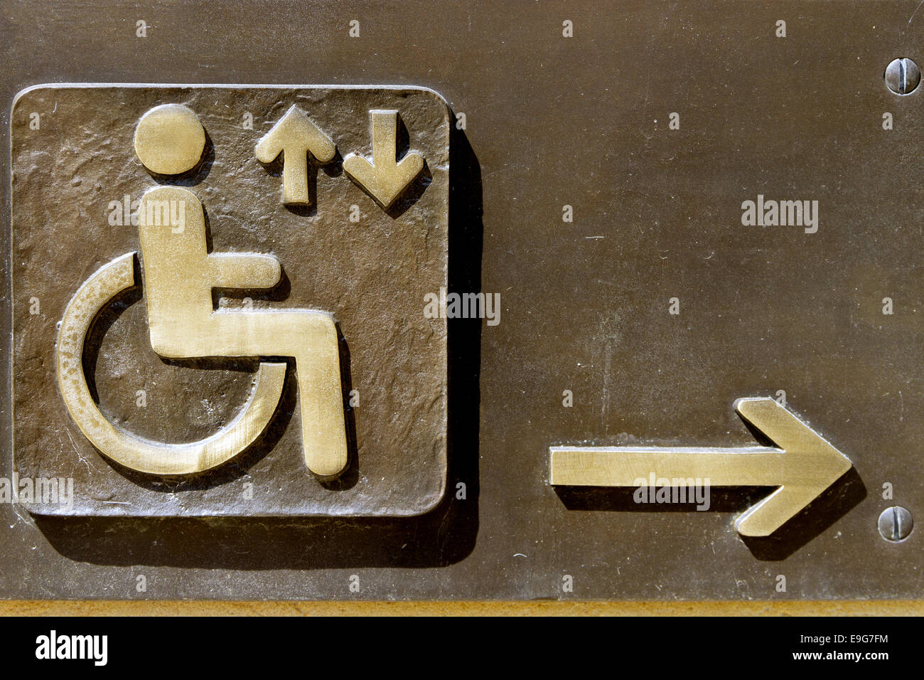 sign for wheelchair users Stock Photo - Alamy
