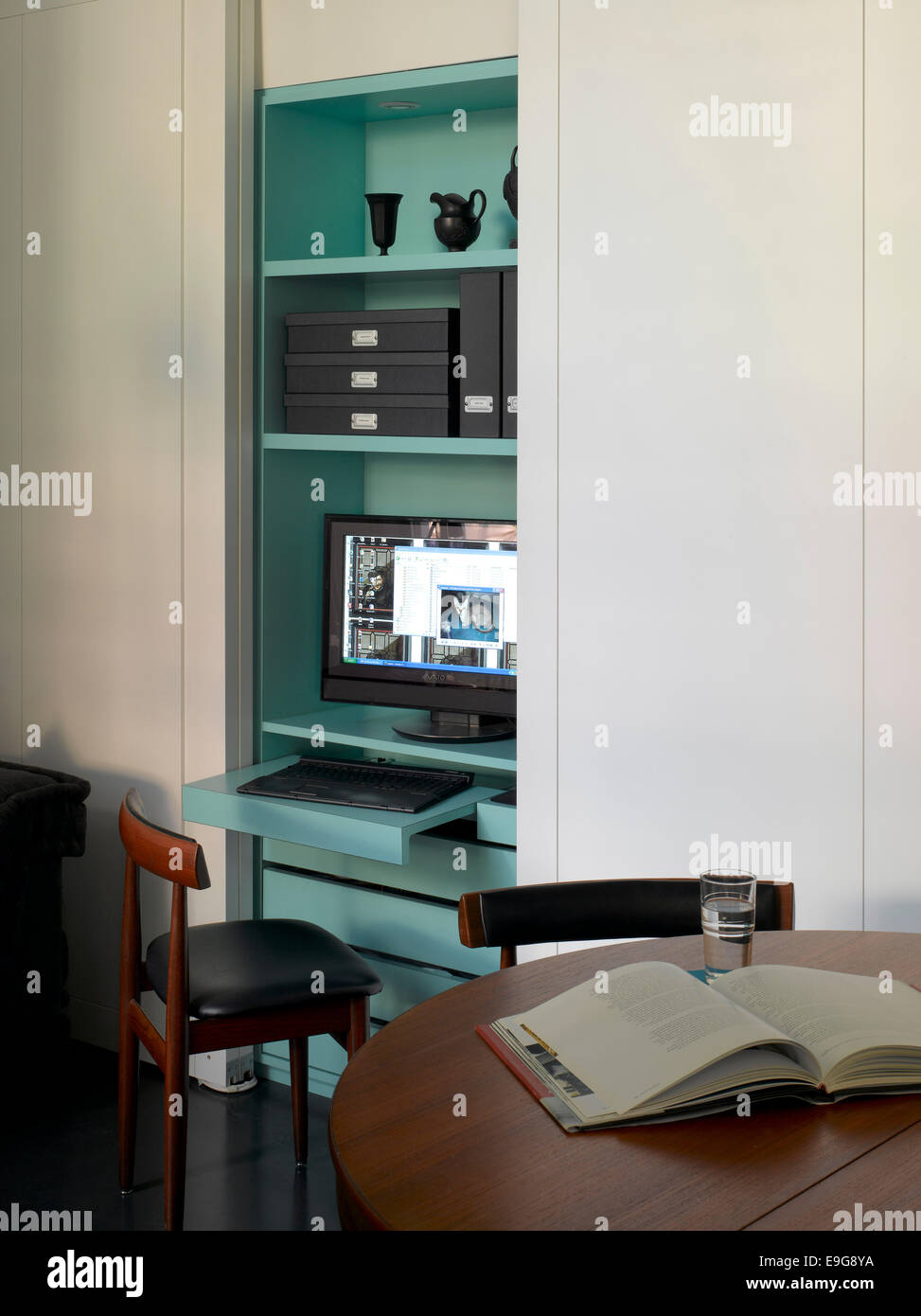 2000s work station hi-res stock photography and images - Alamy