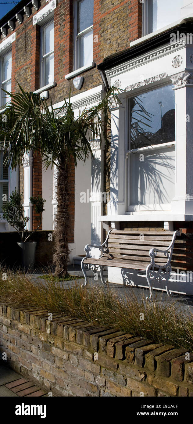 Bench seat outside bay window of Victorian terrace, Wandsworth, London ...